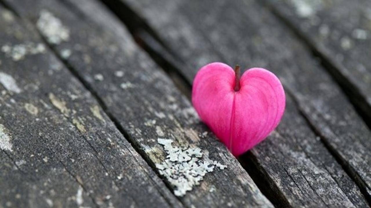 When the Heart Aches - Essential Oils for Grief, Sadness and Loss