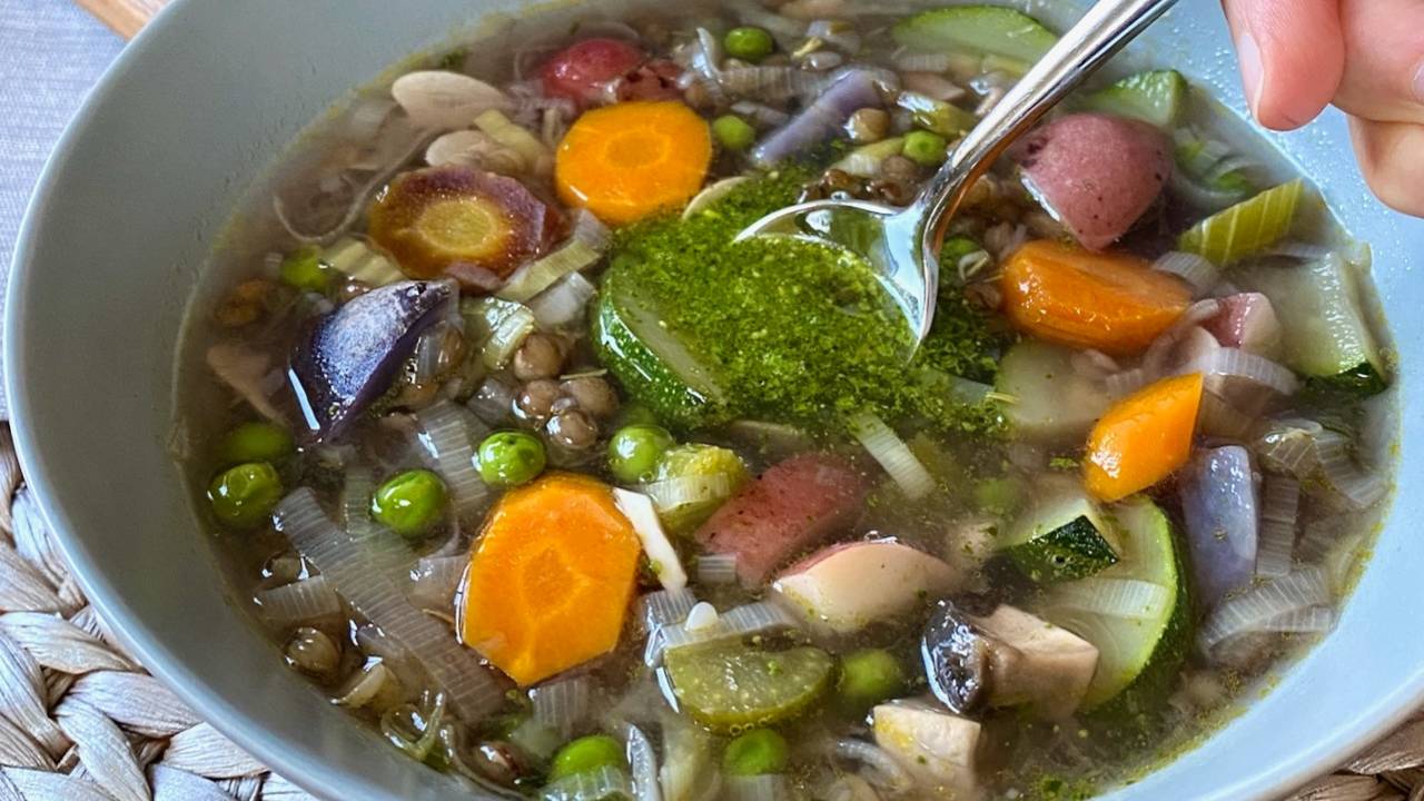 Soupe au Pistou - French Vegetable Soup with Pesto Broth