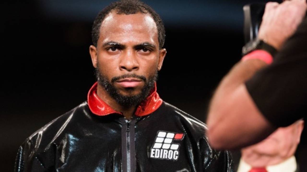 Boxing Lessons with Professional Boxer Jared Robinson