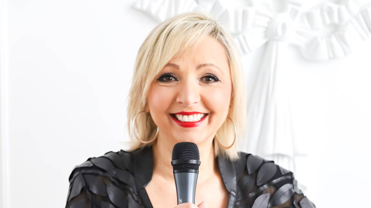 Professional Speaker Fay Chapple