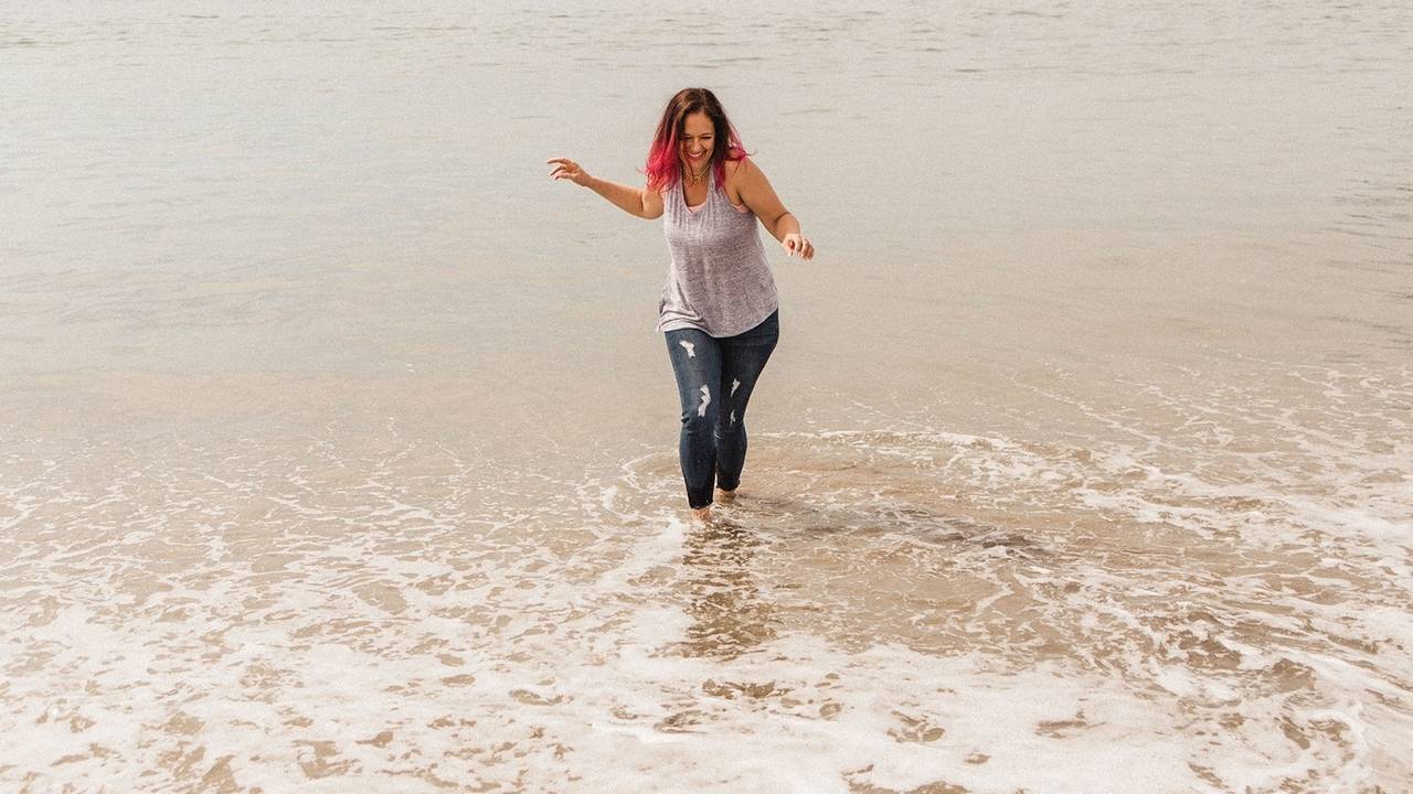4 ways to keep your head up when you're feeling down