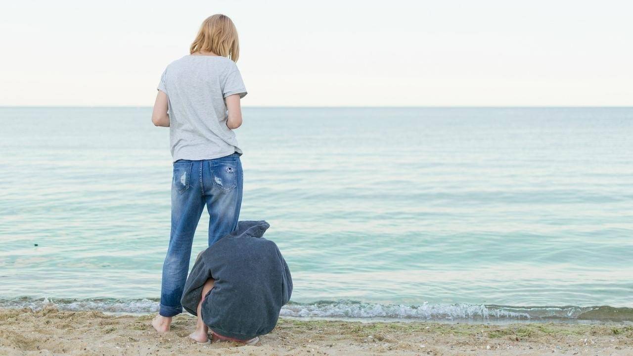 Ignore strangers when they make rude comments about your child