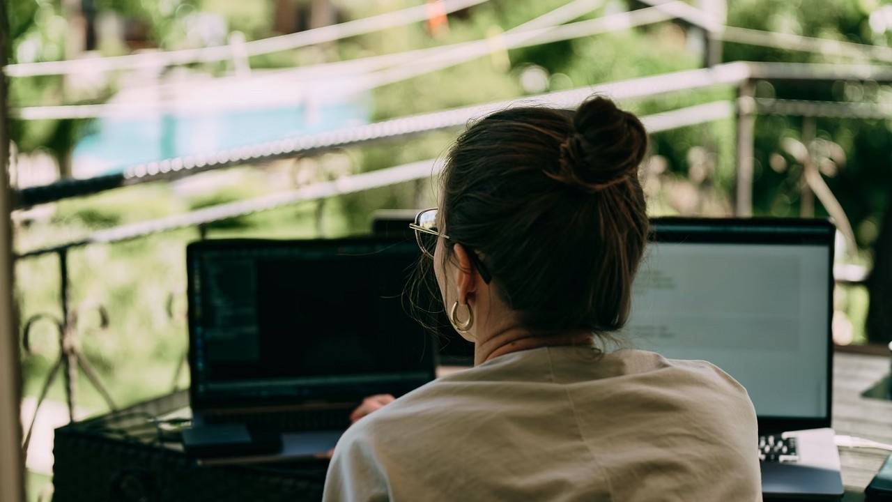 How to Choose the Preview Start Time for Streaming Services