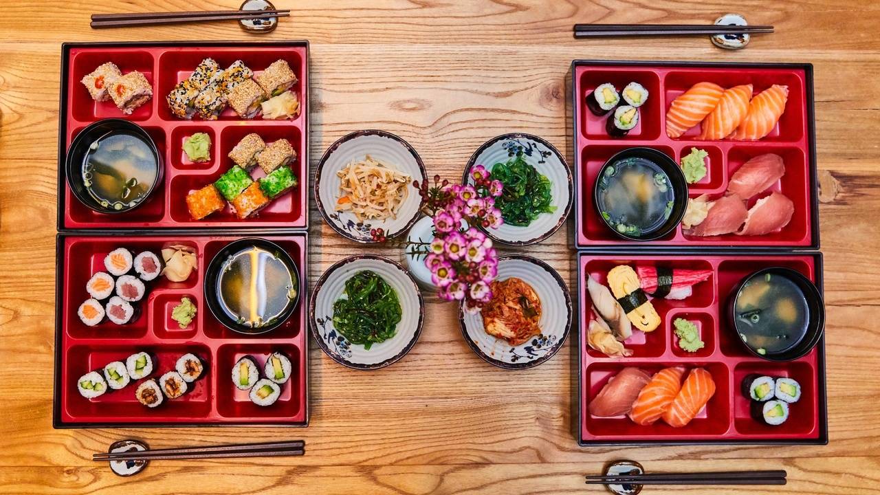 Try These 4 Healthy Bento Recipes to Nourish You at Lunch