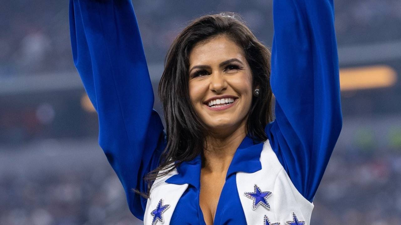 6 Things You Must Do to Become a Professional Cheerleader