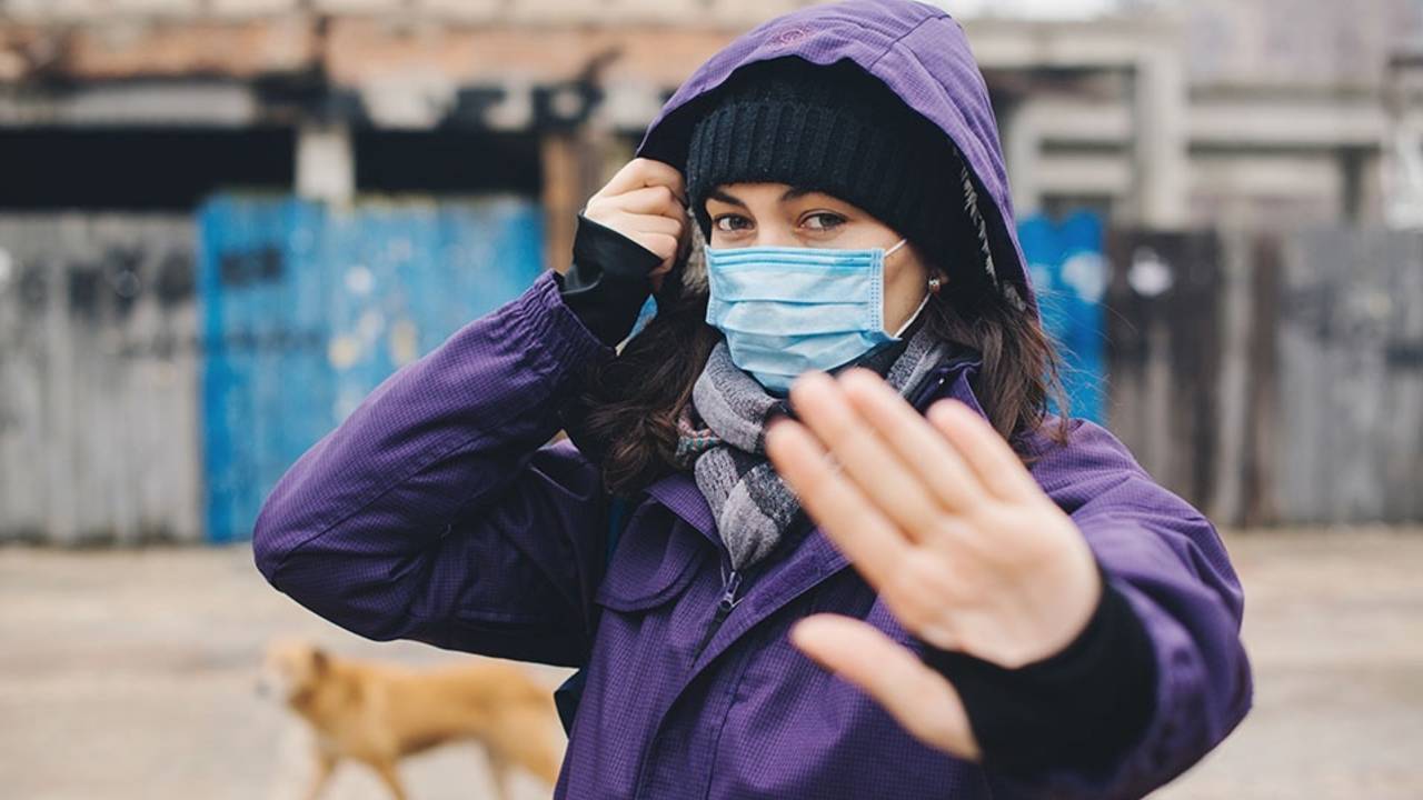 Coronavirus | What Dog Walkers Need to Know About COVID-19