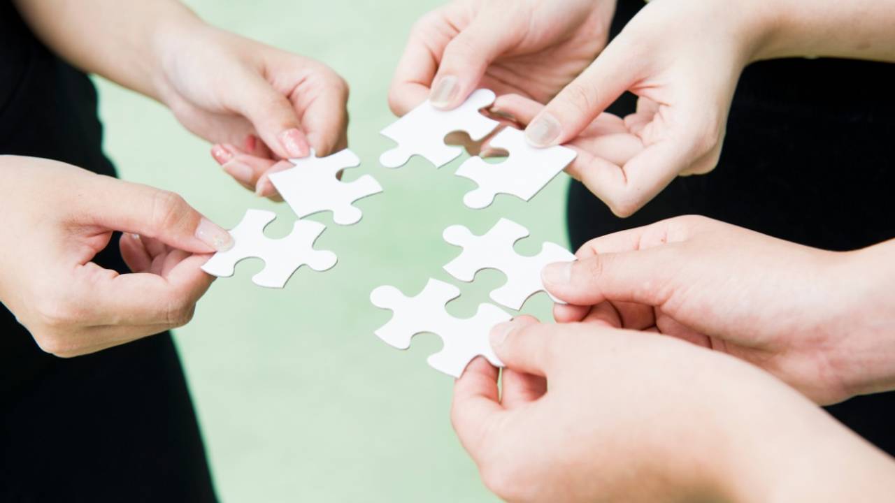 How to enable a cohesive working environment