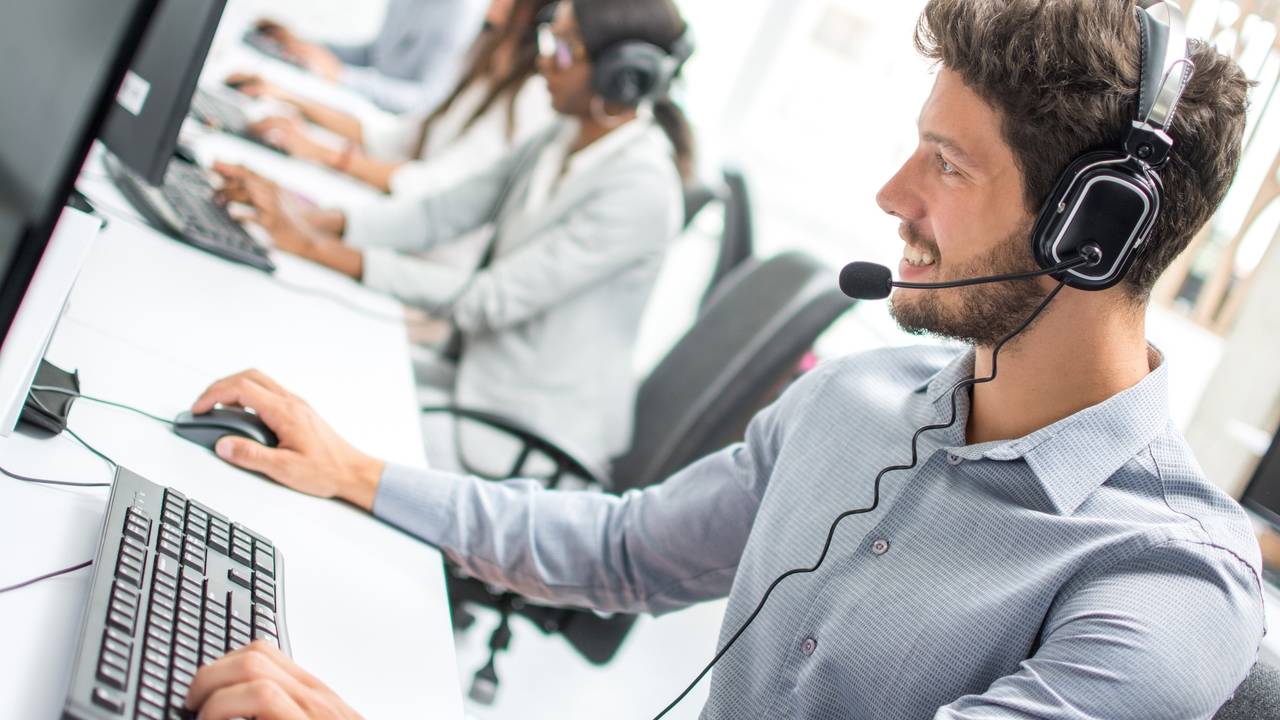 What can a Virtual Admin do for you on LinkedIn?