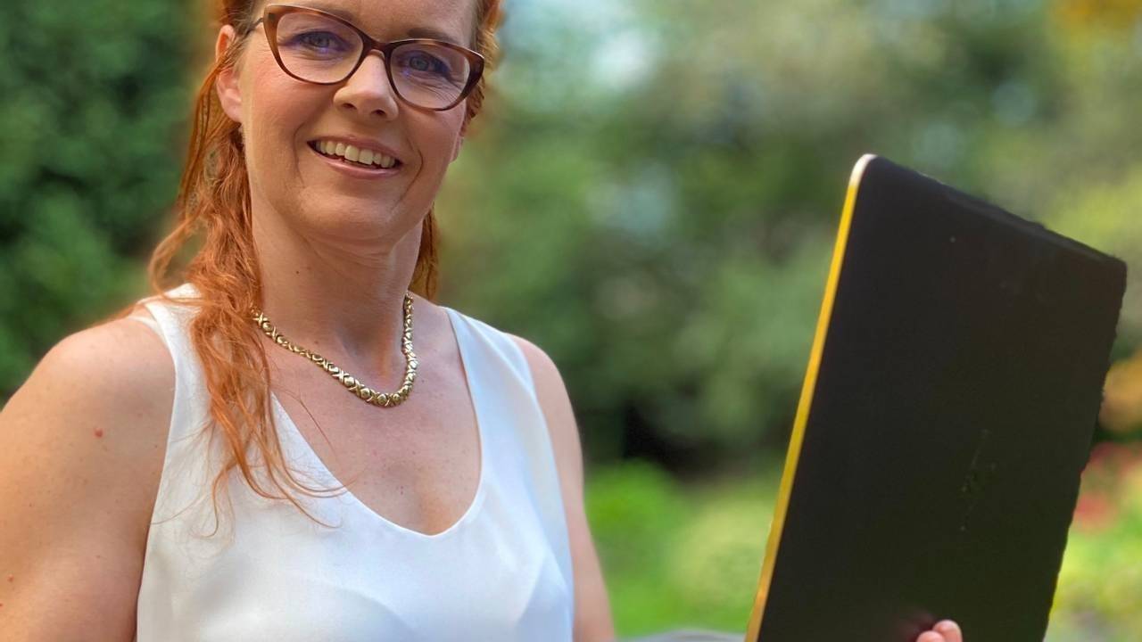 7 Steps to a Strong Voice Without Tension