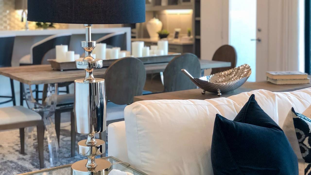 Pro Decorator Tips to Use When Shopping for Furniture and Home Decor