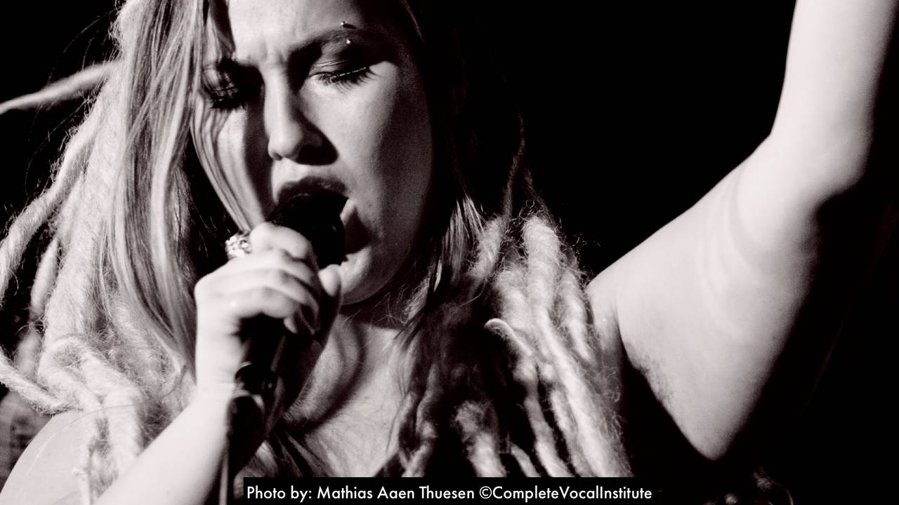 Vocal lessons for metalheads - singing and screaming coaching