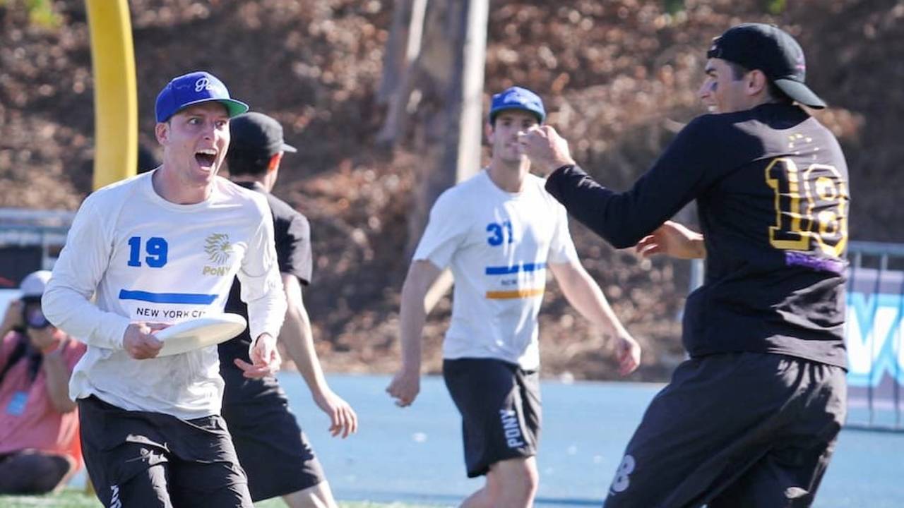 Adapting Ultimate Frisbee for Social Distancing