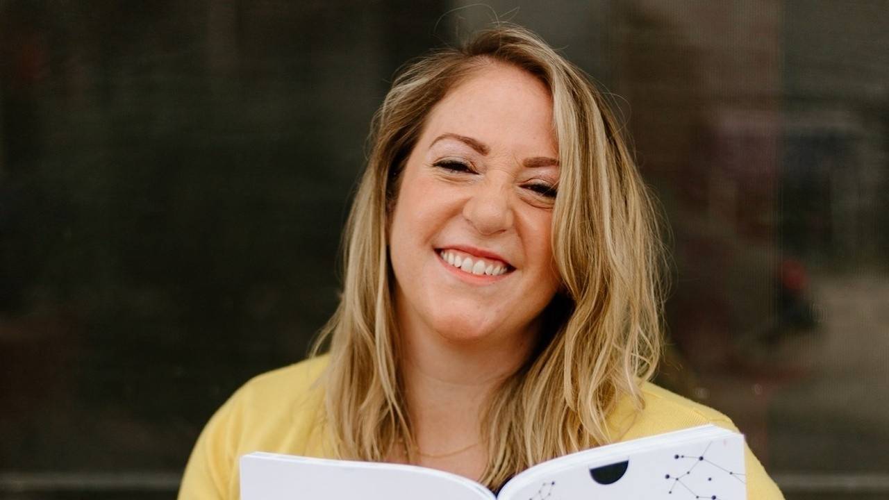 Meet Laura Kasl... Astrology Business Strategist