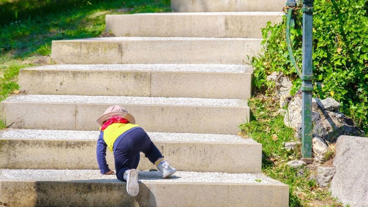 E038 – Minimum Viable Action: Focusing on the First Obvious Step