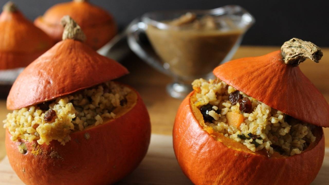 Festive Stuffed Mini Pumpkins: Holiday Dish Delight