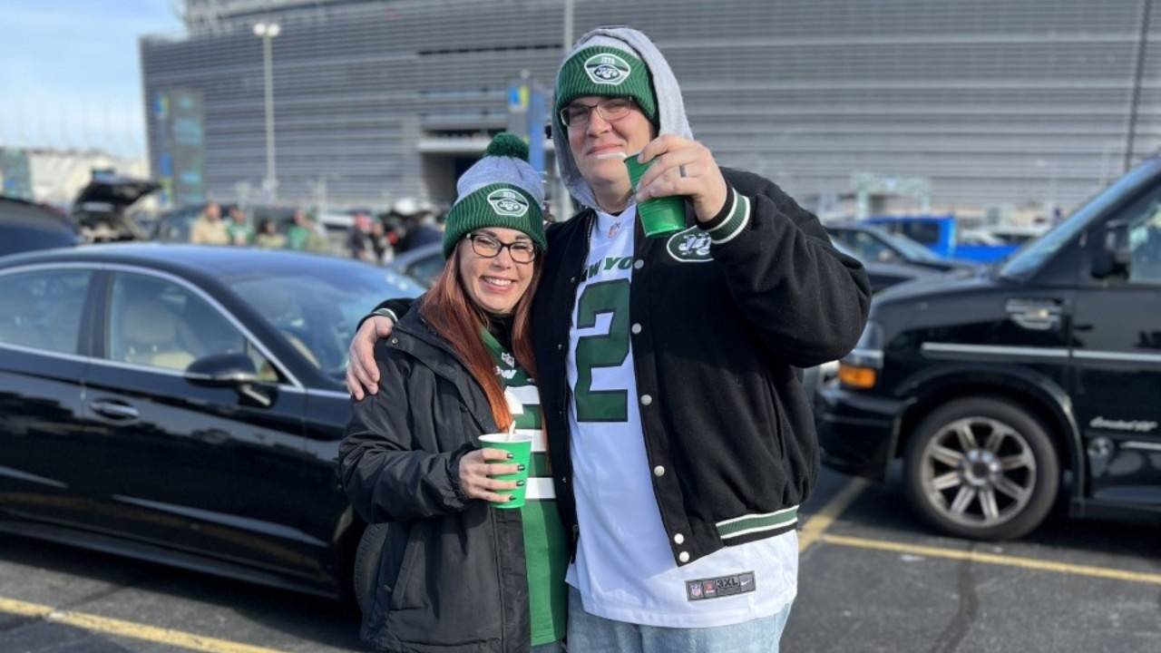 January Superstar- Heather Oiler