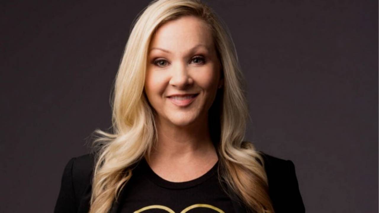 Hi I'm Angela, I'm An Alcoholic