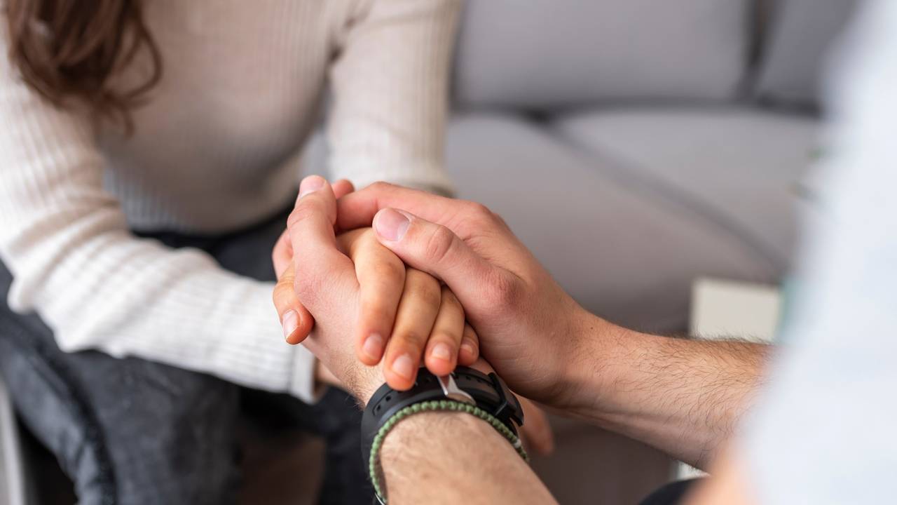 Effectively Help Someone You Care About Struggling with Addiction