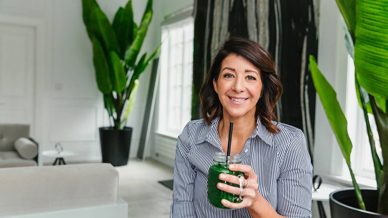 Declutter Your Diet With Lindsey Wolf