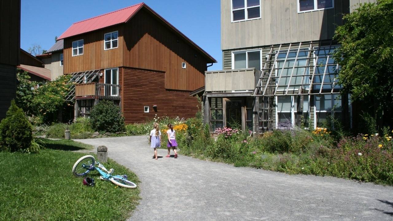 Ecovillages are a great way to find your green community!