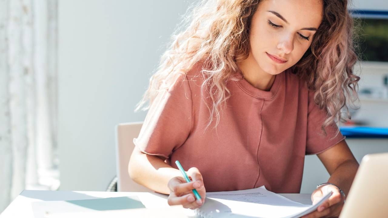 Curriculum | Resonance School of Homeopathy