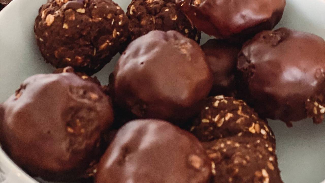 Double Chocolate Peppermint Balls