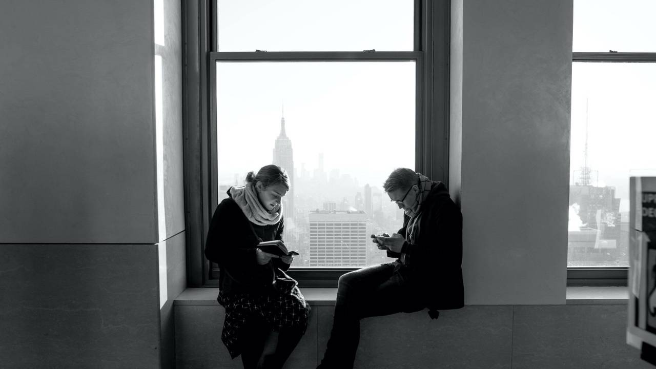 5 Ways to DESTROY Date Night