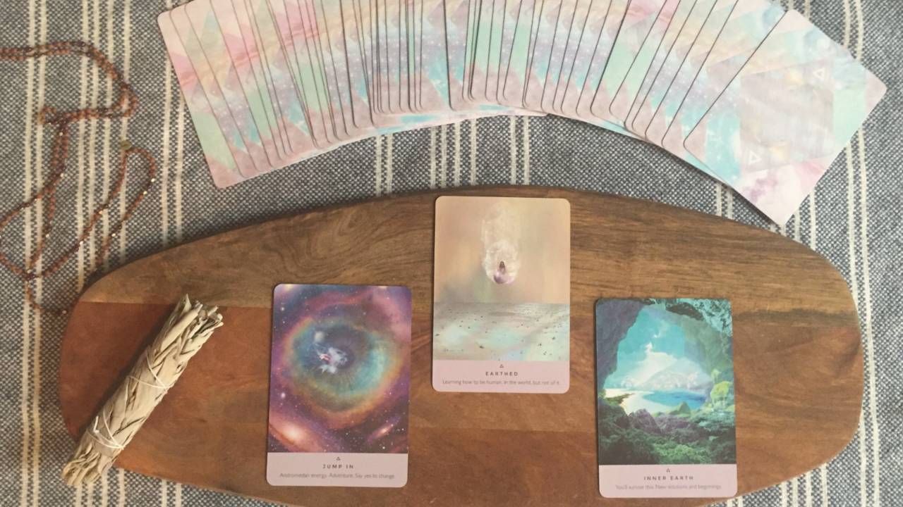 Best Oracle Decks For Lightworkers