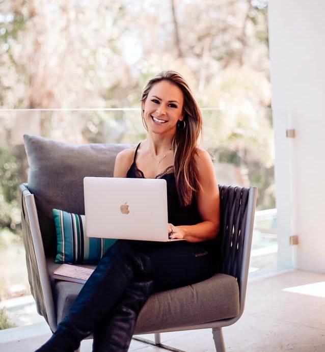 Dr. Laura Costello